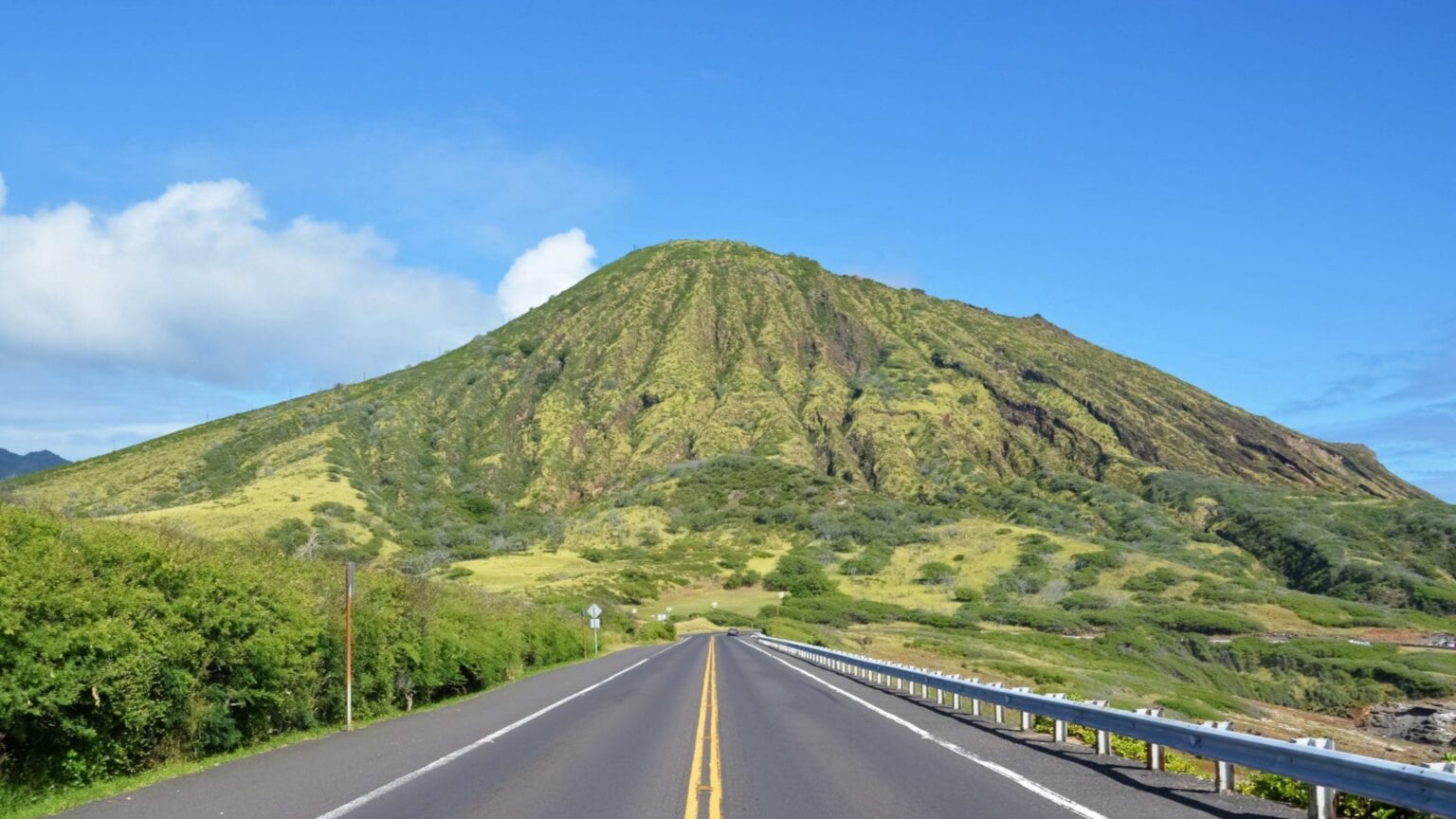 Top Scenic Drives on Oahu: Explore Famous Roads & Routes